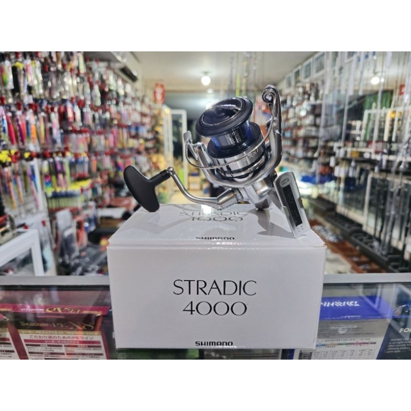 Jual Reel Shimano Stradic FL 4000 / C 3000XG Garansi Resmi Shimano | Shopee Indonesia