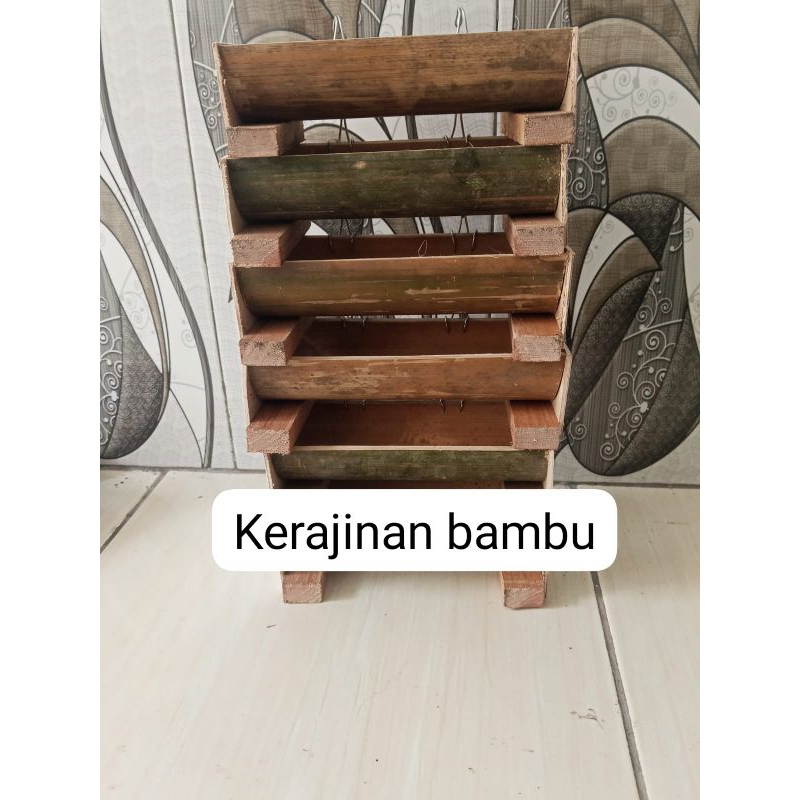 Jual tempat pakan ayam dari bambu petung duduk dan gantung | Shopee Indonesia