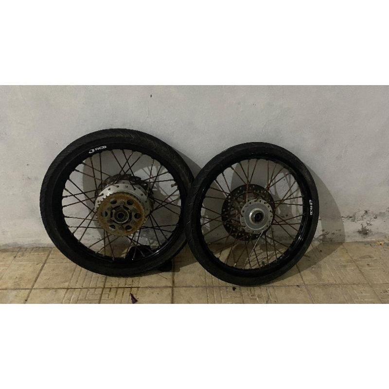 Jual Velg RCB ring 17 original set ban piringan double disk | Shopee ...