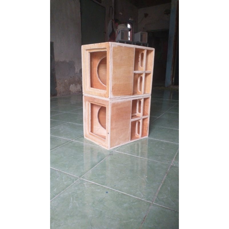 Jual Box Subpali 6", 8" bahan 12mm dan untuk 10" bahan 15mm | Shopee ...