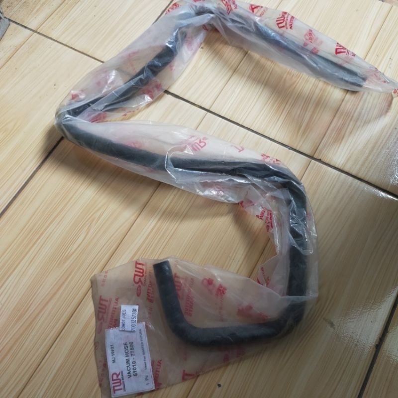 Jual Selang Valve Pcv Booster Futura / Universal 85cm lubang 8mm ...