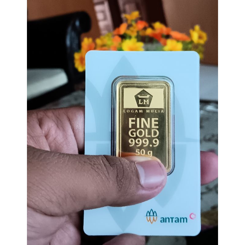 Jual LOGAM MULIA EMAS BATANGAN LM ANTAM - 50 GRAM | Shopee Indonesia