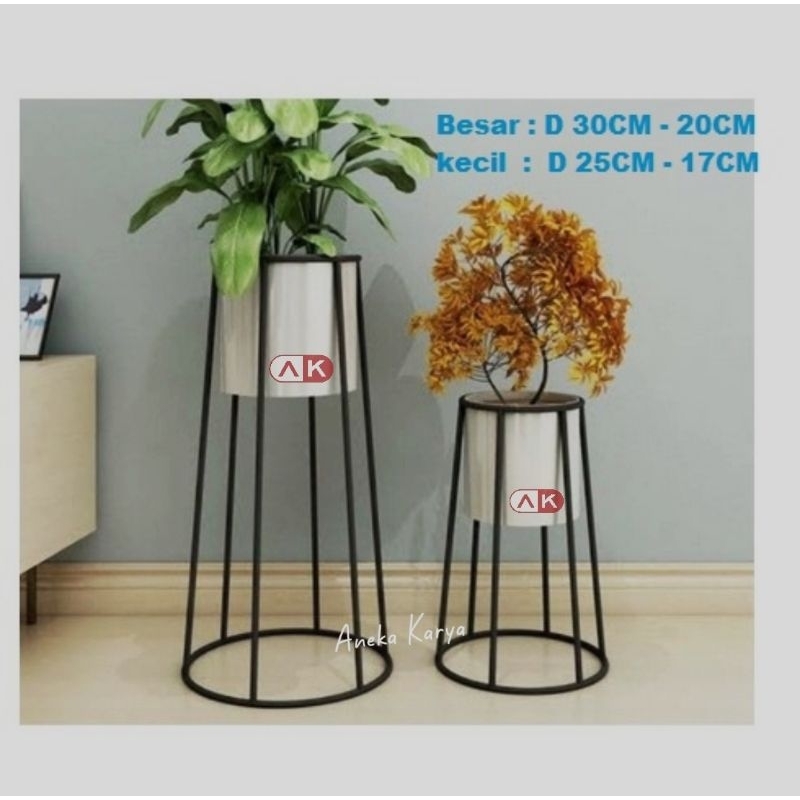 Jual STANDING POT 6 JARI/STANDING POT BUNGA BESI ELEGANT MENAWAN ...