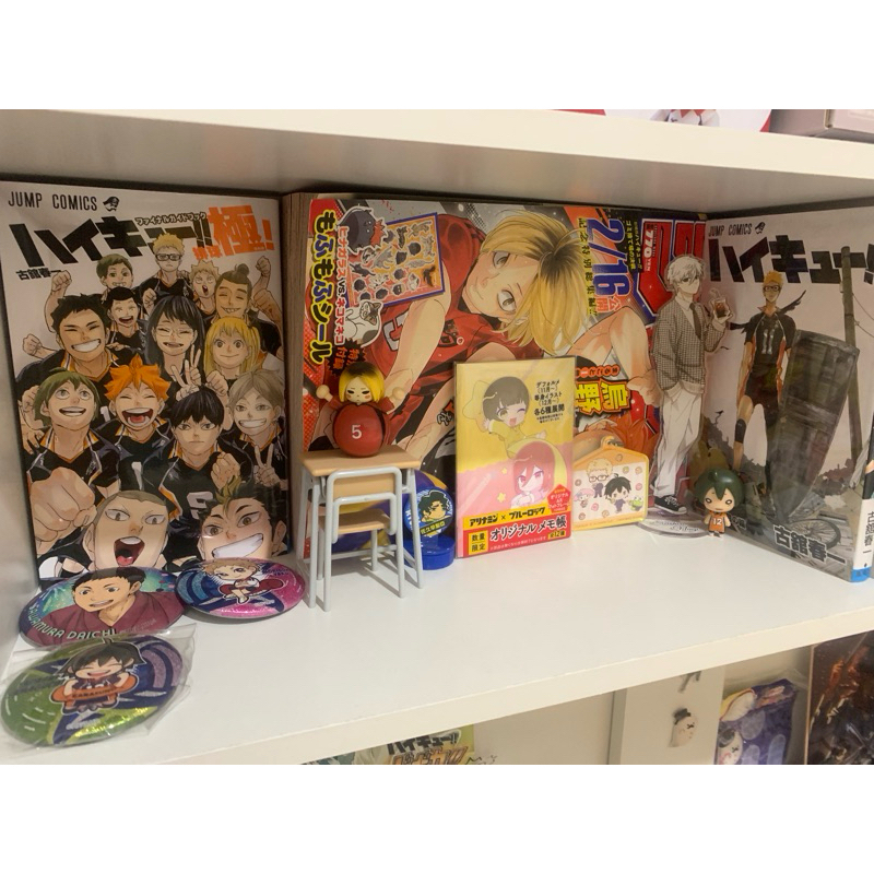 Jual Merch blue lock, Haikyuu shonen jump, acrylic standee, badge gacha ...