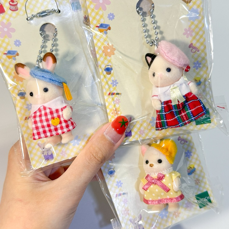 Jual Sylvanian Families Keychain Choco Rabbit Silk Cat Chihuahua ...