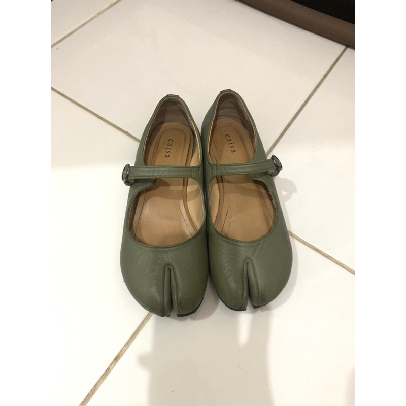 Jual Cajsa Tabi Shoes Sage (PRELOVED) | Shopee Indonesia