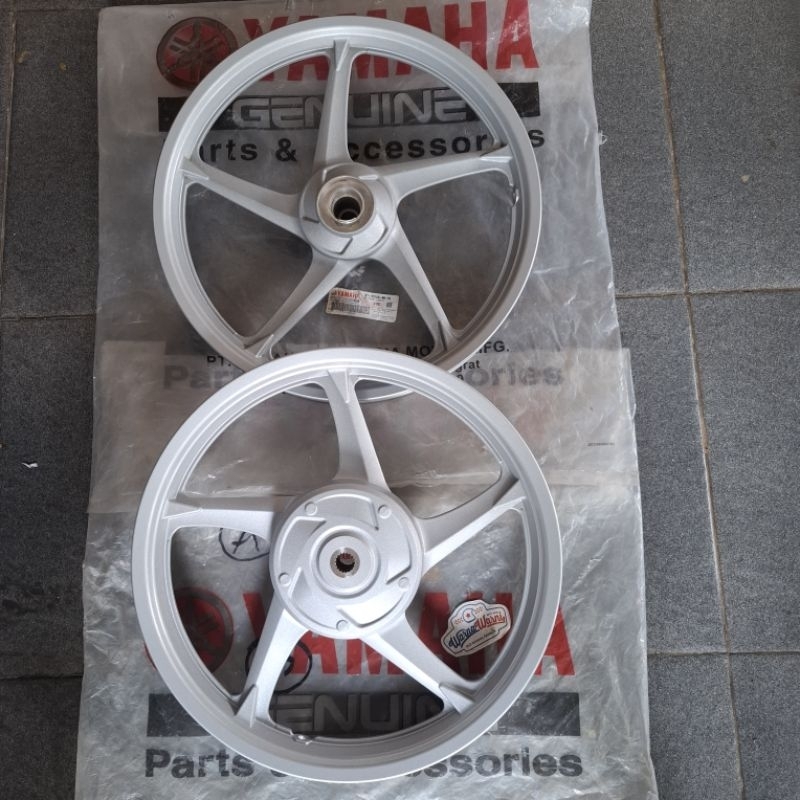 Jual Velg pelk pelk cast wheel depan belakang Nouvo Z | 2D5-F5168-00-35 ...
