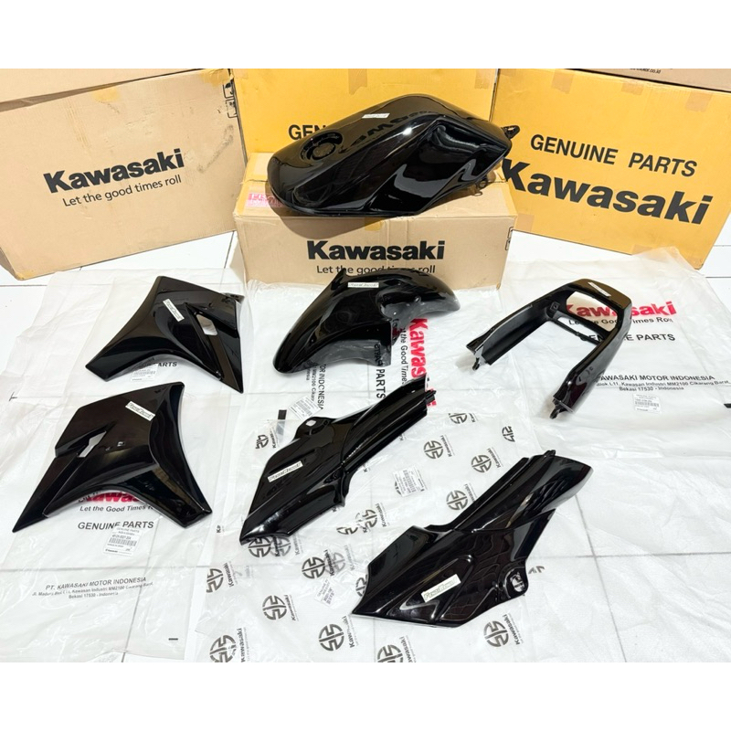 Jual COVER BODI BODY SET FULSET TENGKI TANGKI NINJA SS R HITAM ORIGINAL ...