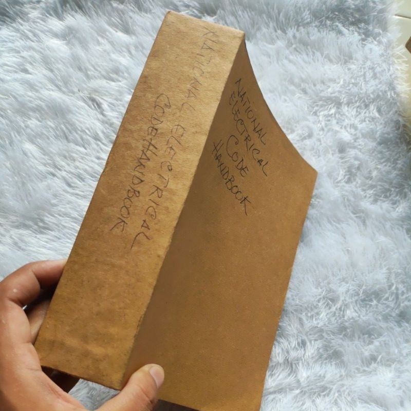 Jual NATIONAL ELECTRICAL CODE HANDBOOK - MCGRAW- HILLS original ...