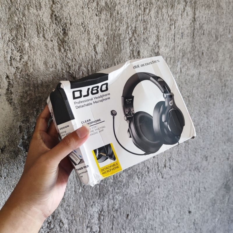 Jual dbe dj80 foldable dj headphones new segel (dus penyok) | Shopee ...