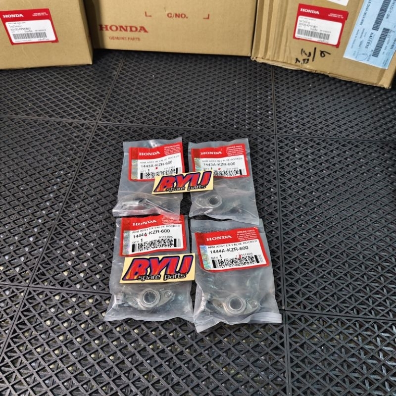 Jual Pelatuk / rocker arm valve in ex / pen pelatuk Vario 125/150 ...
