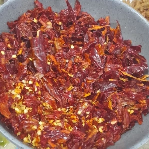 Jual Cabe Merah Kering Super Pedas untuk Chili Oil & Cabe Bubuk 100g ...