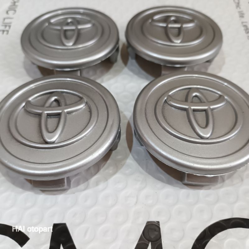 Jual dop roda tutup velg kijang innova 2005-2015 diameter 6,2 CM ...