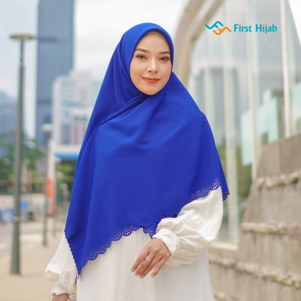 Jual FIRST HIJAB - Mayra Hijab Segiempat Cutting Laser 130x130 cm Bahan ...