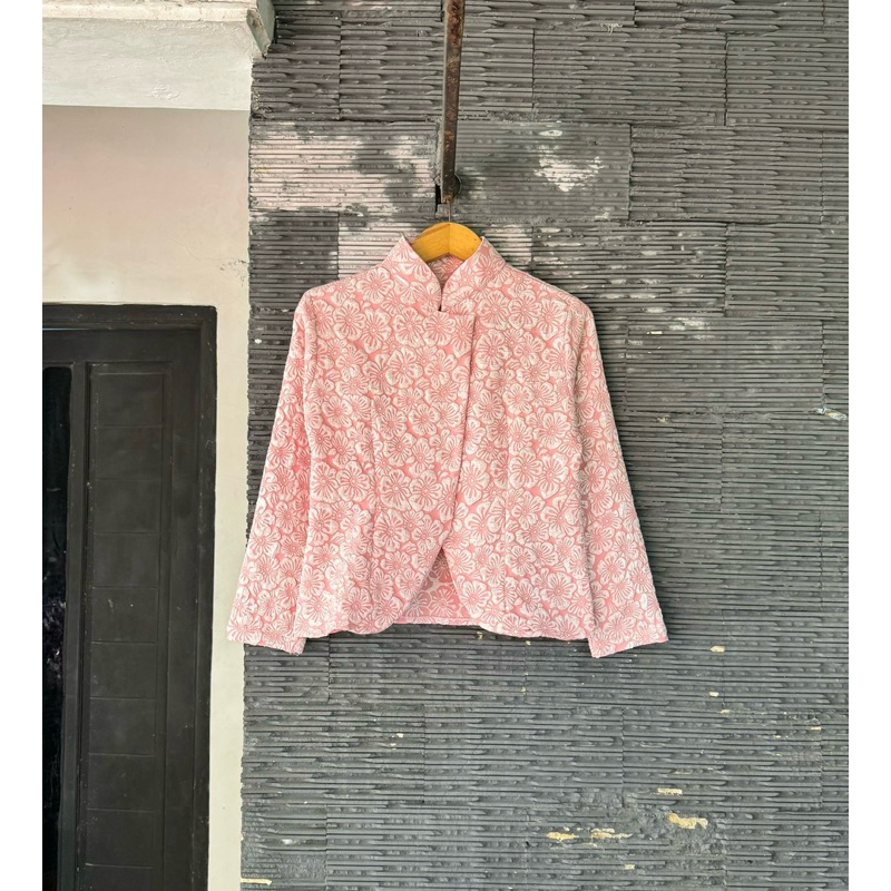 Jual KEBAYA JANGGAN JENGYAH BUNGA TIMBUL OVAL | Shopee Indonesia
