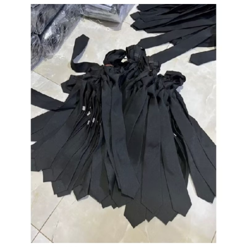 Jual Dasi hitam SD polos pria perekat ,dasi putih SD polos pria perekat ...