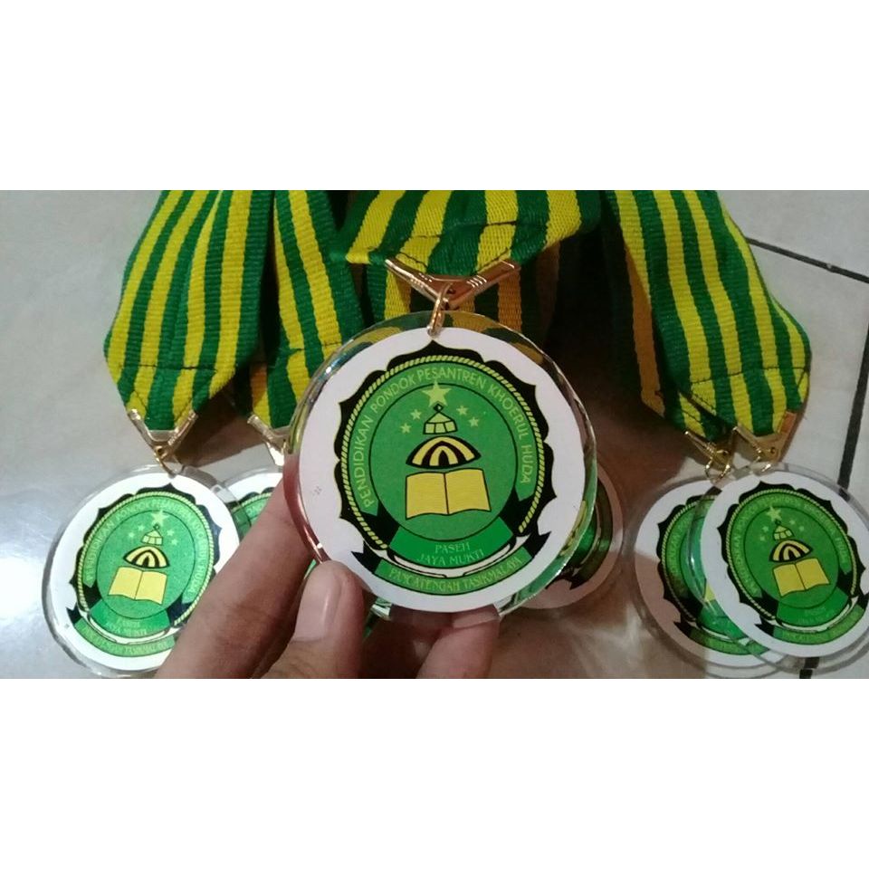 Jual MEDALI KELULUSAN / MEDALI WISUDA | Shopee Indonesia