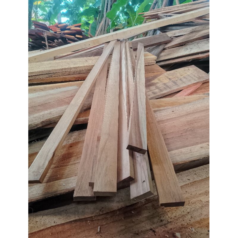 Jual List/Reng kayu jati perhutani serut halus ukuran 3×1,1 ikat isi ...