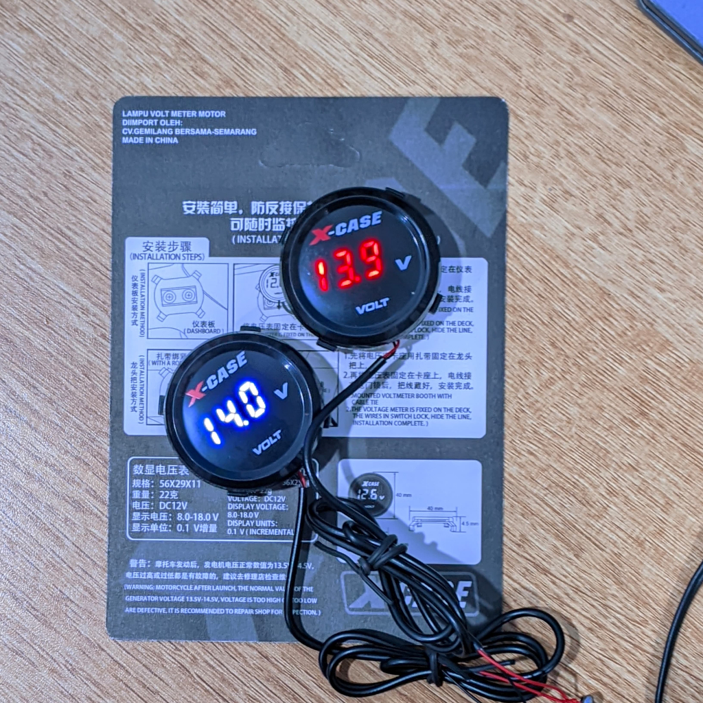 Jual Voltmeter Aki Digital BULAT Led WATERPROFF Volt Meter Universal ...