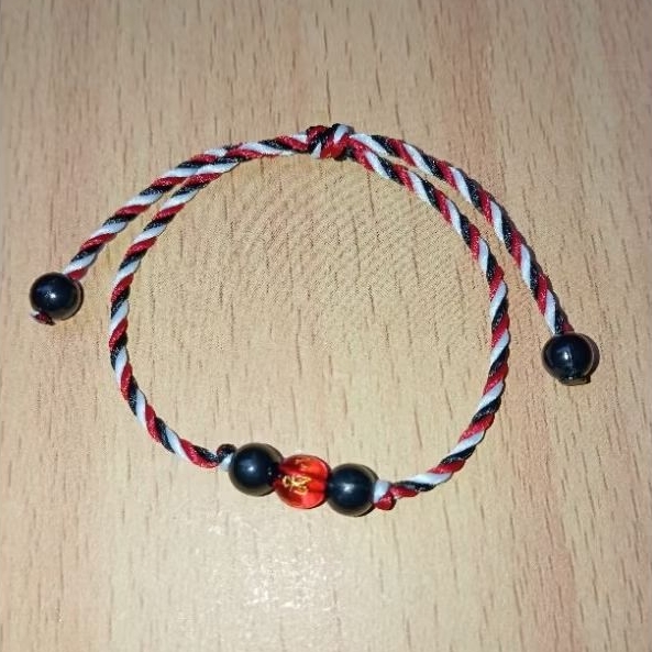 Jual Gelang Tali Tridatu khas Bali batu Tibet simbol-simbol positif ...