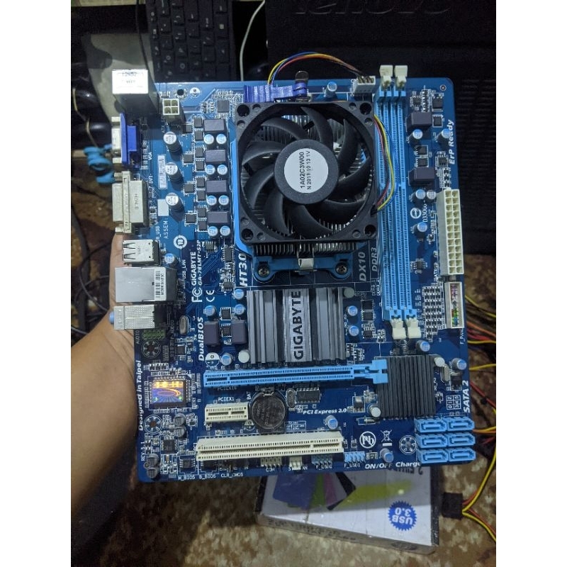 Jual Motherboard Processor, Gigabyte GA 78LMT AM3+ + AMD Athlon II X3 ...