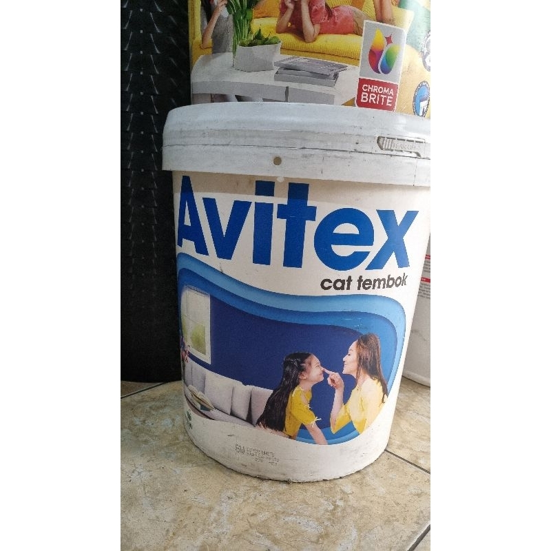 Jual Cat tembok avitex 1 pail / 25kg (putih) | Shopee Indonesia