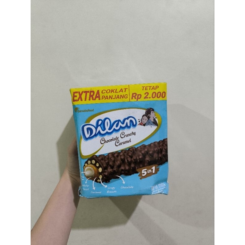 Jual GARUDAFOOD DILAN chocolate crunchy caramel, 1KOTAK (ISI 12PCS ...