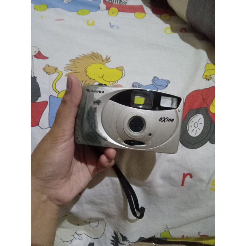Jual CAMERA FUJIFILM MODEL LAMA PRELOVED KOSONGAN ADA MINUS CAT MELUPAS ...