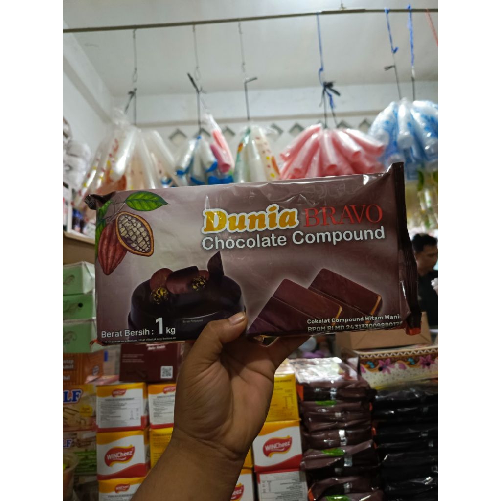 Jual Dunia BRAVO Chocolate Compound – Cokelat Compound Hitam Manis 1kg | Shopee Indonesia
