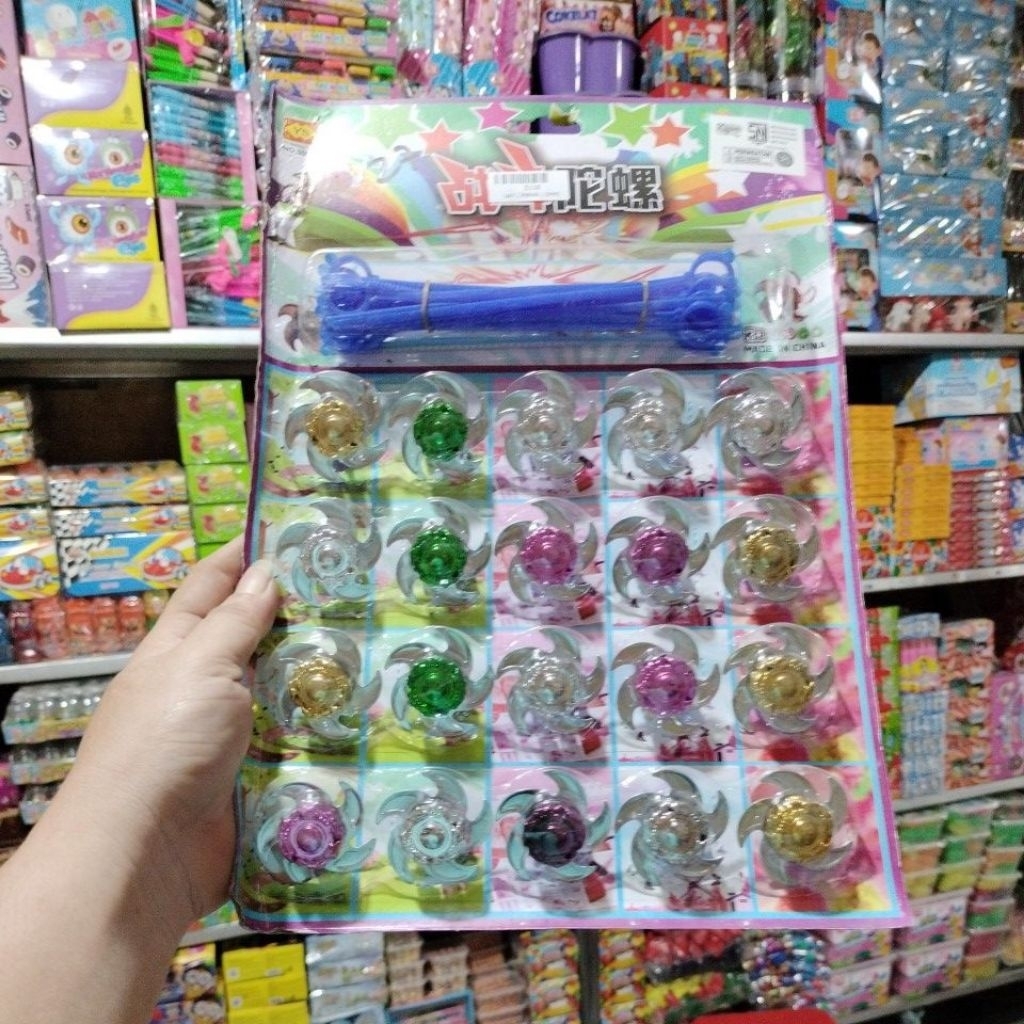 Jual Mainan Gasing Tarik Beyblade Kecil 1 papan isi 20 pcs | Shopee ...