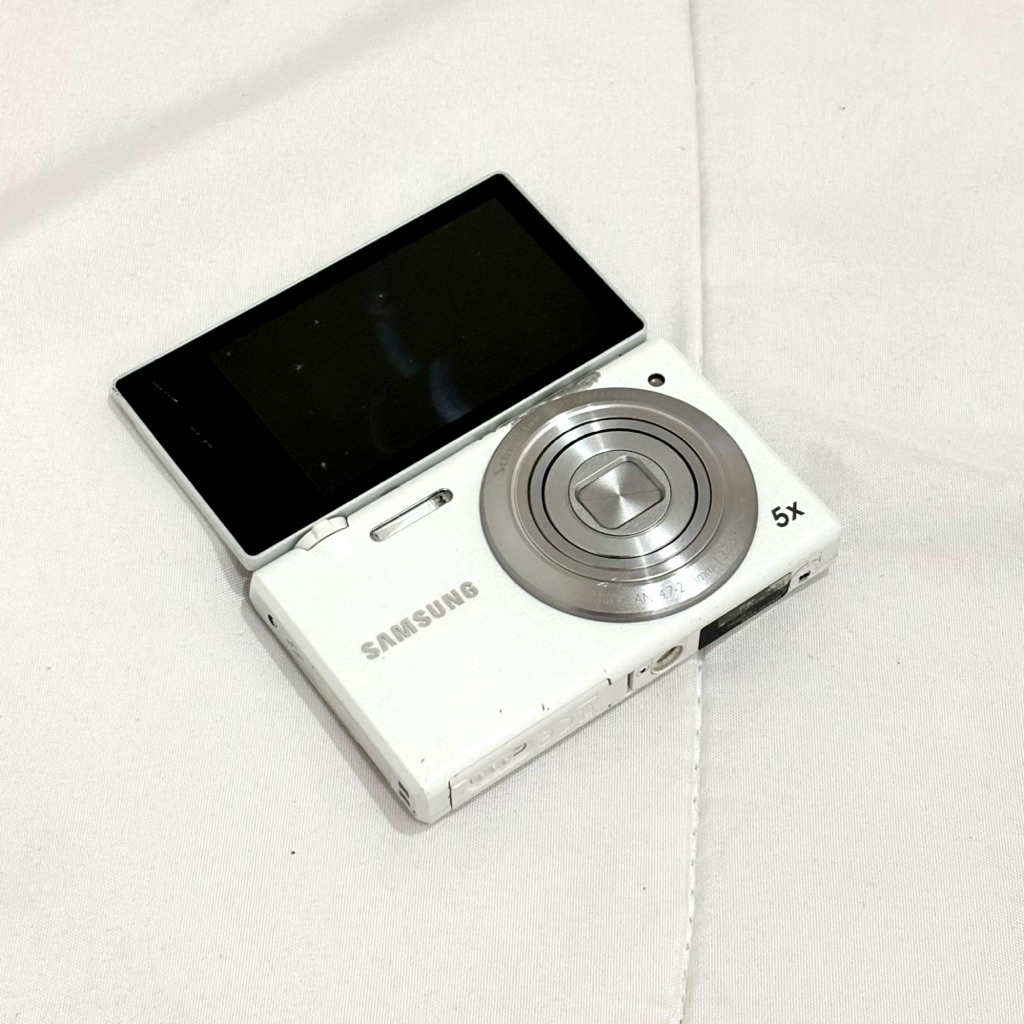 Jual Samsung MV800 White - Digicam | Shopee Indonesia