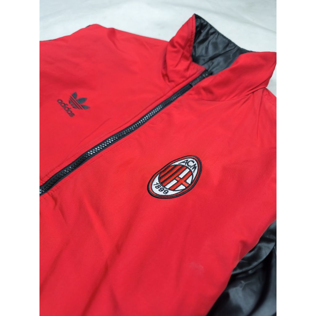Jual Puffer Adinda Reversible x AC Milan Jacket | Shopee Indonesia