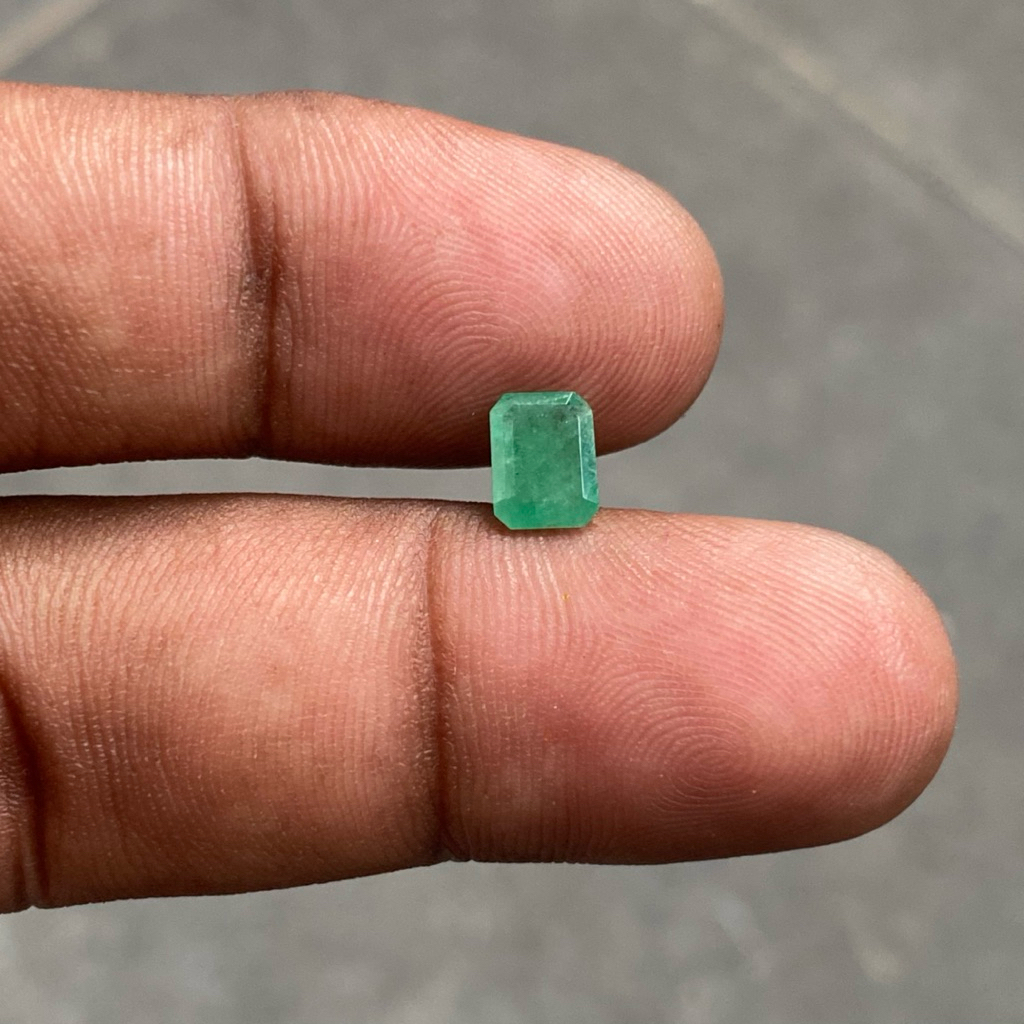 Jual Batu Zamrud Colombia Natural Zambian Emerald Jamrud Ukuran Kecil ...
