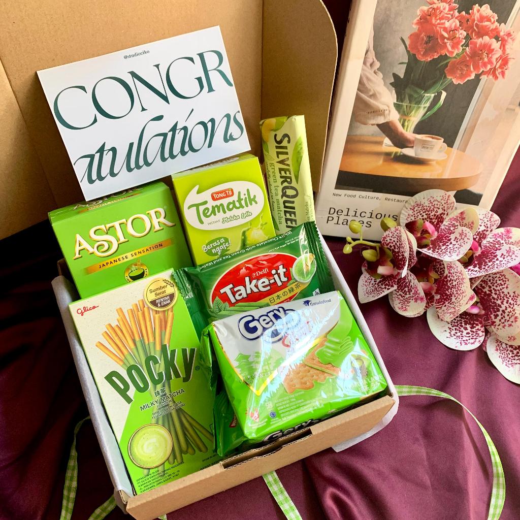 Jual Hampers Gift Box Snack Matcha Kado Ulang Tahun Hadiah Wisuda ...