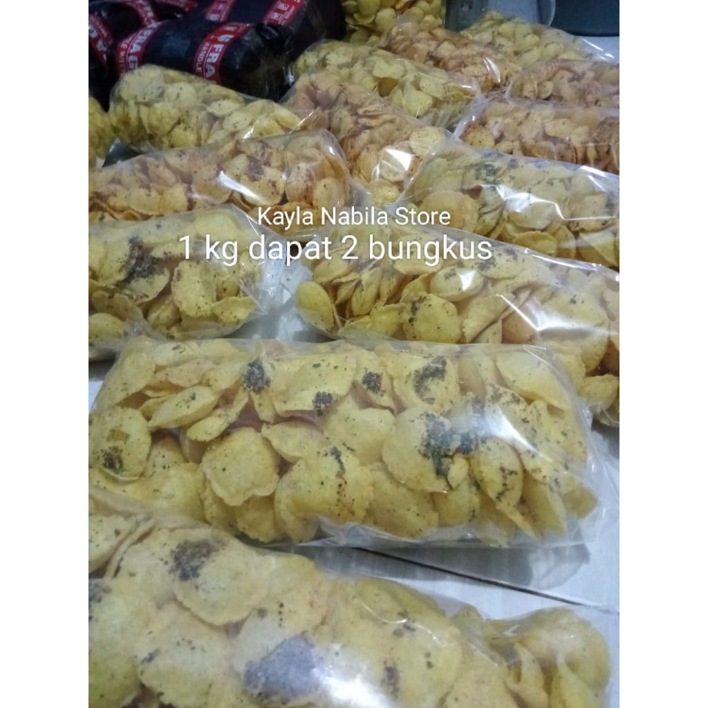 Jual Snack Cemilan Comring Singkong Pedas Kiloan 2 bungkus 1 kg ...