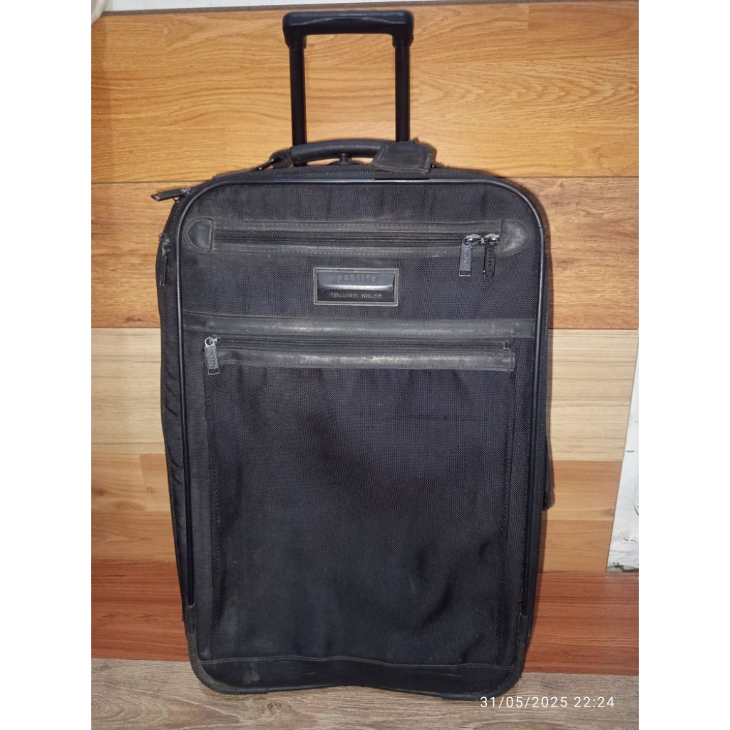 Jual koper model mewah seperti merek tumi | Shopee Indonesia