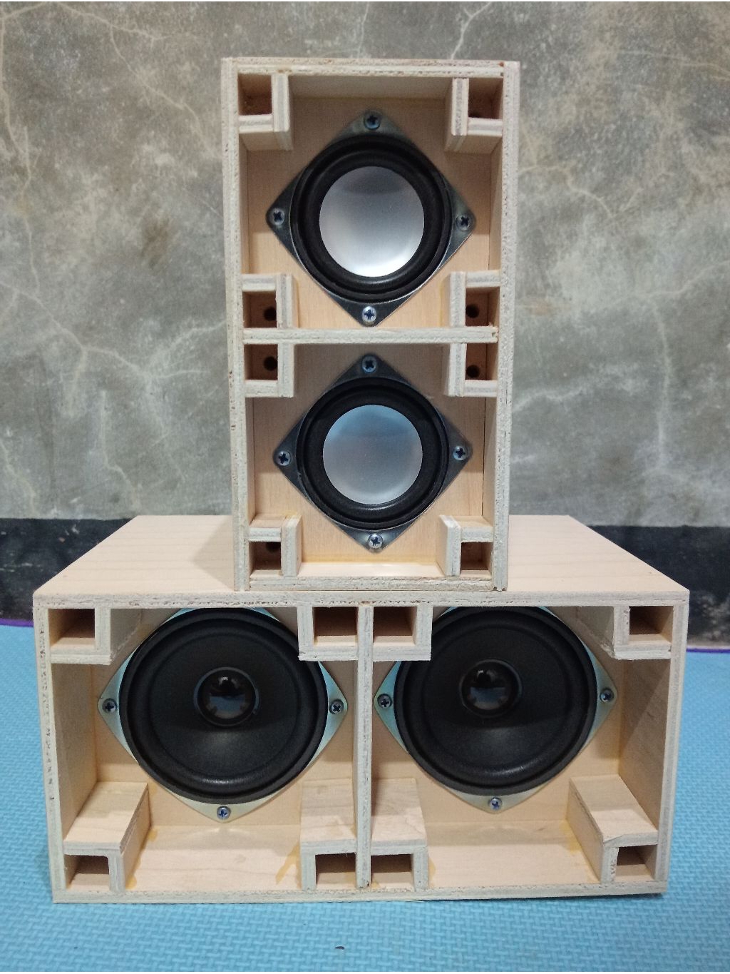 Jual Box Plus Speaker 2in dan 3in Sound System Miniatur | Shopee Indonesia