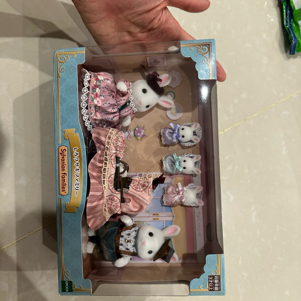 Jual sylvanian families white rabbit family set (japan only) | Shopee ...