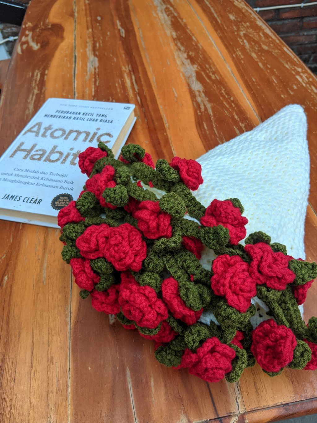 Jual Crochet blanket and bouquet flowers. Buket bunga rajut. Selimut ...