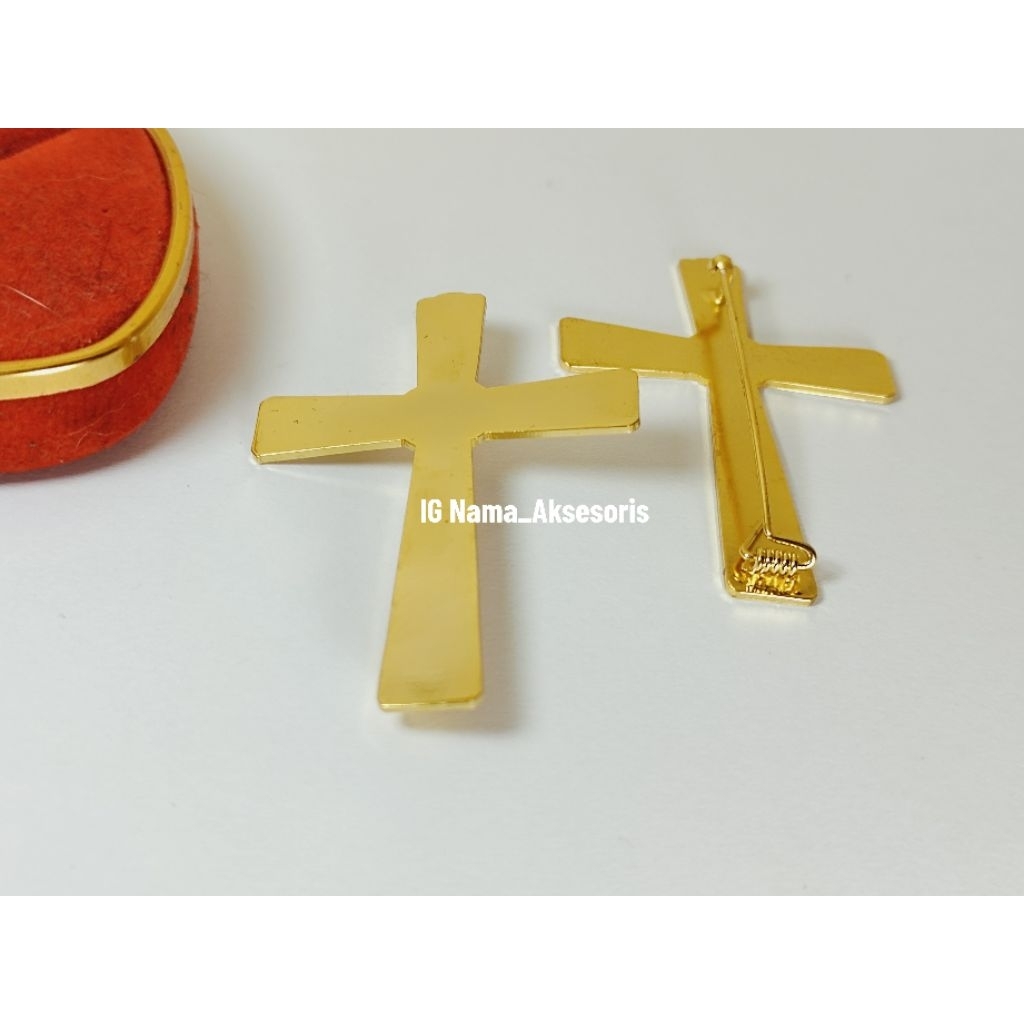 Jual (ready stok) Bros pin salib titanium lapis emas premium | Shopee ...
