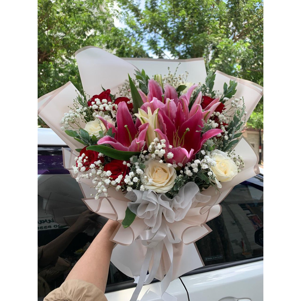 Jual buket lily surabaya / buket bunga lily / bunga lily / bunga harum ...