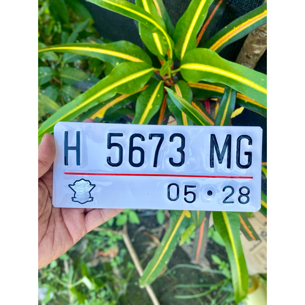 Jual PLAT MOTOR CUSTOM PLAT UKURAN KECIL SATU BIJI WARNA PUTIH PLAT ...