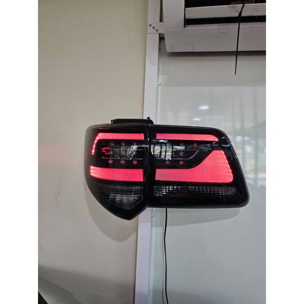 Jual stoplamp led stopan fortuner VNT LC style smoke | Shopee Indonesia