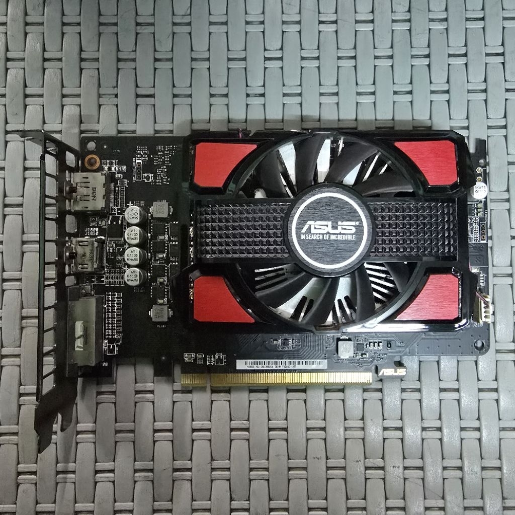 Jual VGA AMD RADEAN ASUS RX550 RX 550 4GB GDDR5 DDR5 128 BIT | Shopee ...