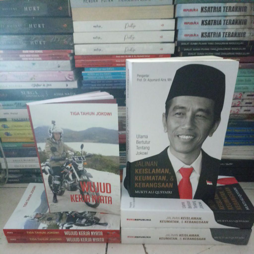 Jual BUKU BIOGRAFI BACAAN MEMOAR TOKOH SEJARAH 1 PAKET 2 BUKU / WUJUD KERJA NYATA & JALINAN ...