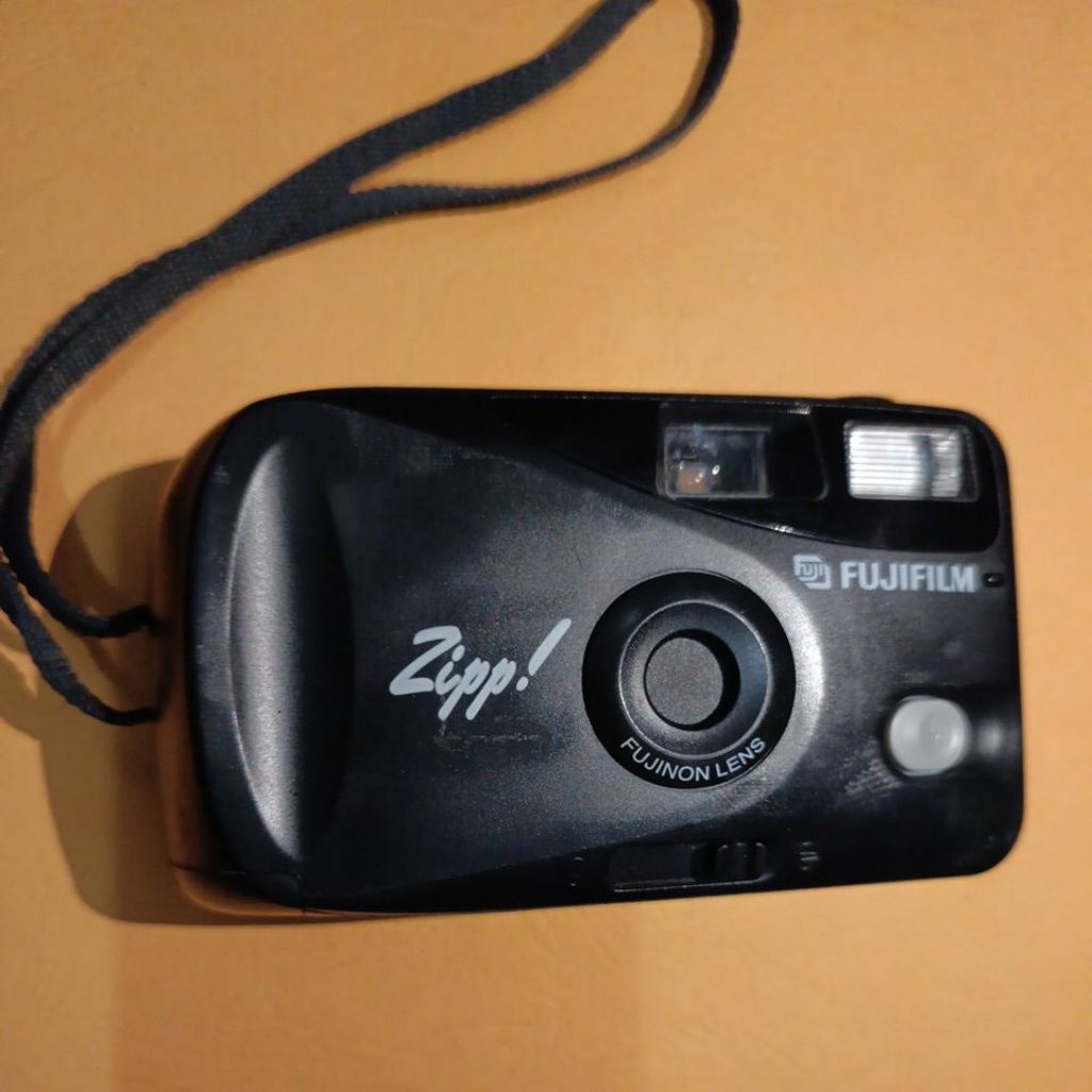 Jual KAMERA ROLL FUJIFILM ZIPP | Shopee Indonesia