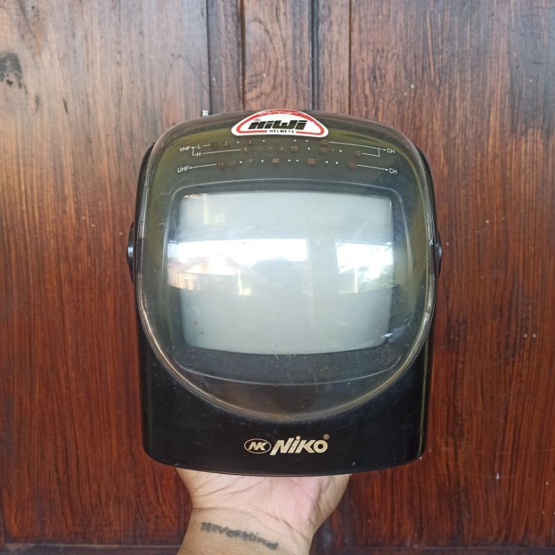 Jual TV MINI RETRO NIKO (NORMAL BAHAN/DISPLAY) | Shopee Indonesia