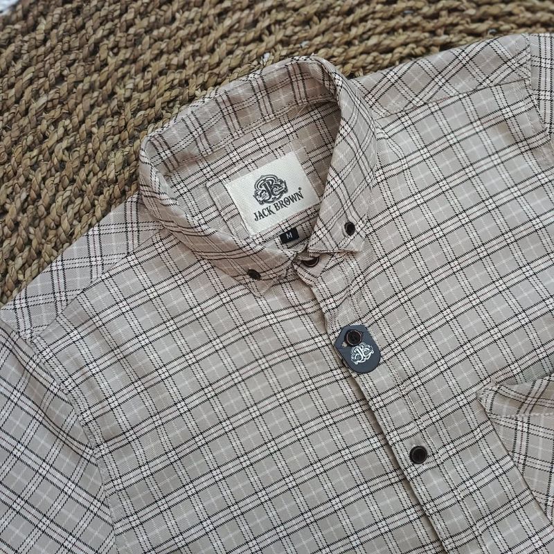 Jual JACK BROWN Flanel Cream White Best Seller / flanel/hem pria ...