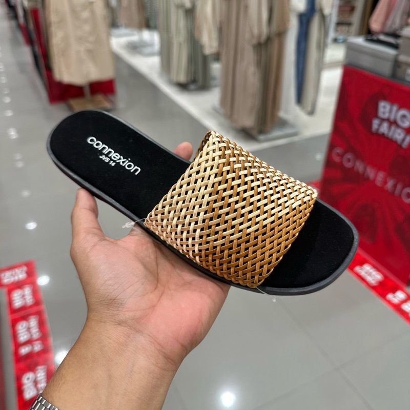 Jual CONNEXION Sandal selop flat wanita super ringan size 36-40 ...