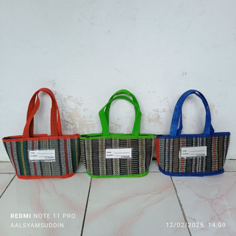 Jual Tas Tenun Tikar ( Ukuran Mini ) Size 29×13×15 Cm | Shopee Indonesia